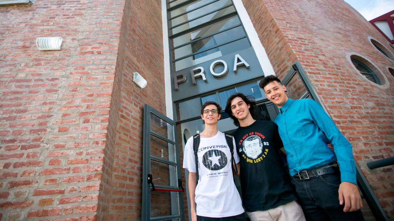 Córdoba inauguró el primer edificio Proa, la escuela especializada en software – Argencon